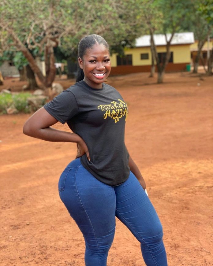 Abena Cilla, The Beautiful Ghanaian Model Has Taken Over Social Media ...