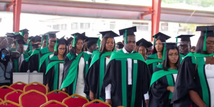 PHOTOS: GIS Rich Students Graduates In Grand Style - Ghnewslive